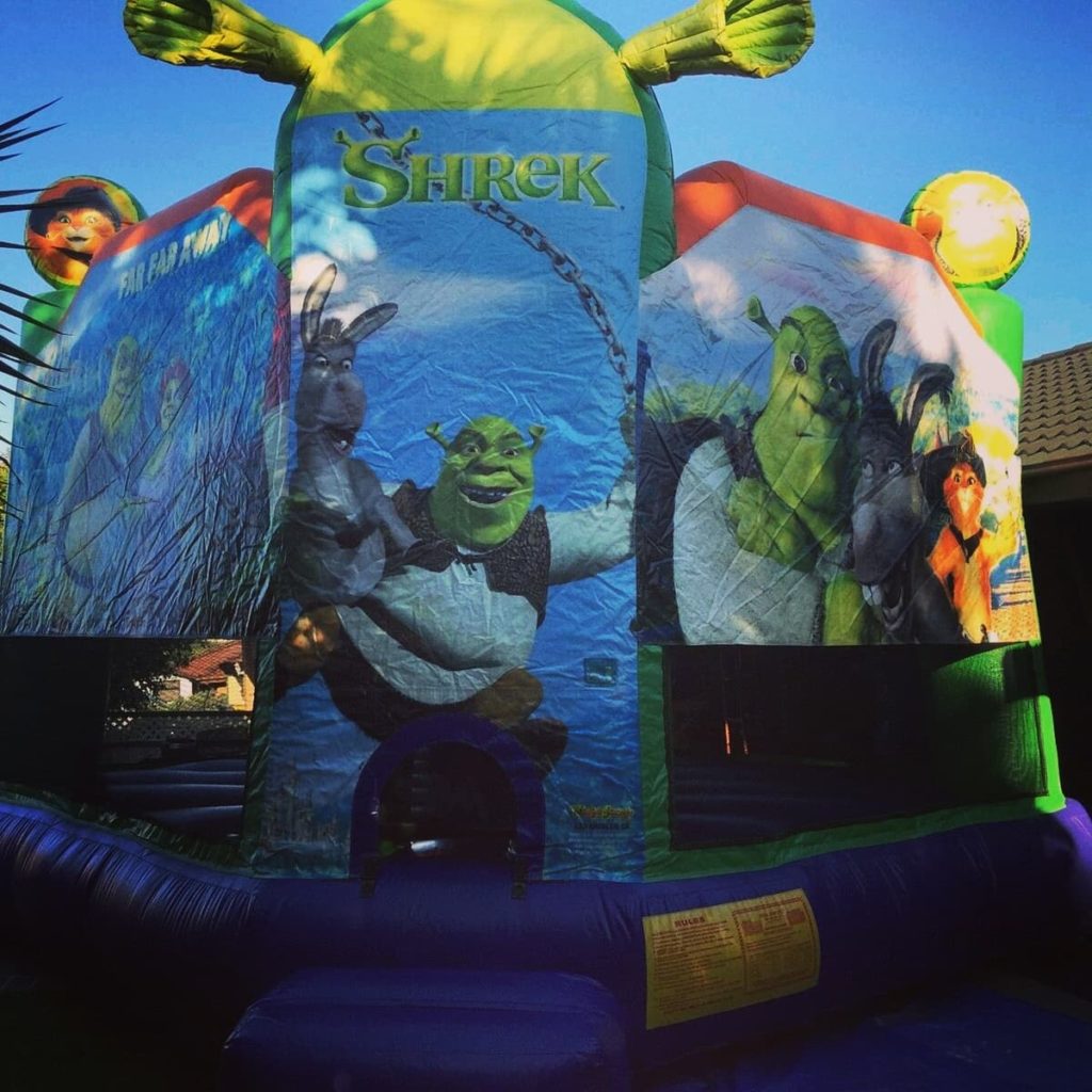 Shrek Club Standard Jumping Castle – Macarthur Castles