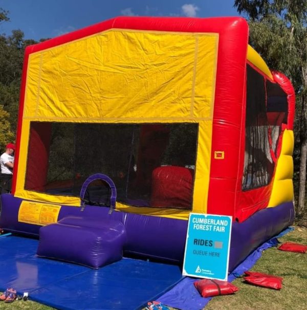 Plain Combo 1 Jumping Castle – Macarthur Castles